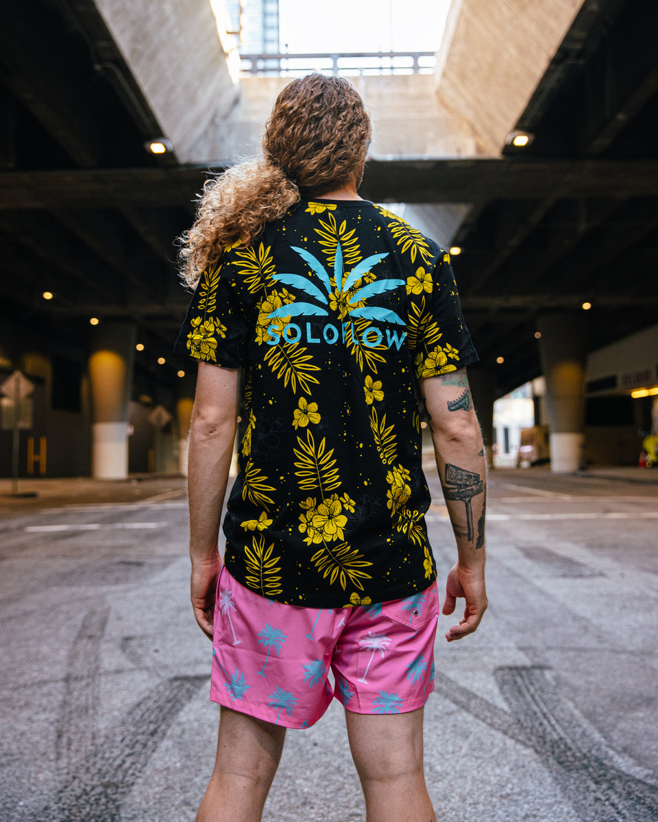 Floral Vibes Tee – Soloflow Brand
